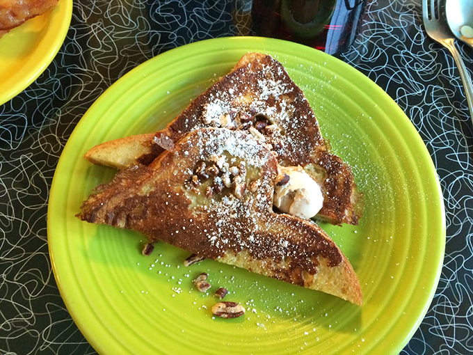 French toast that doesn't just say good morning&mdash;it sings it with a sprinkle of powdered sugar and what appears to be a dollop of pure happiness. 