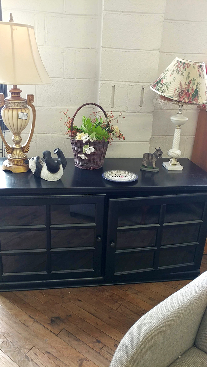 This elegant vignette could be straight from a design magazine. The difference? You'll pay pennies on the dollar for that sophisticated lamp-basket-figurine combo.