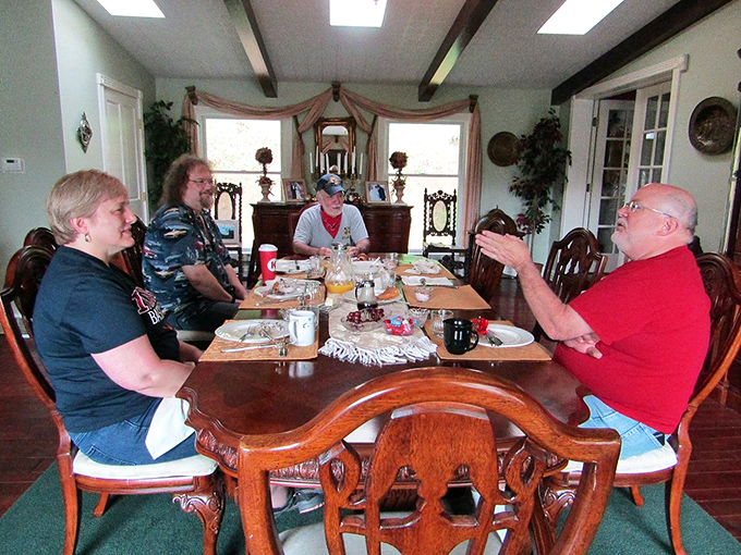 Breakfast is served with a side of laughter and hospitality. No stuffy formality here&mdash;just good food and better conversation.