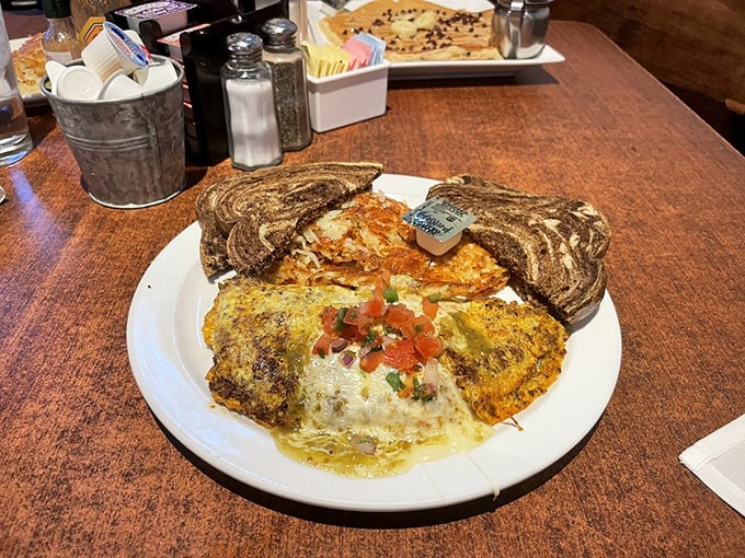 Marbled rye frames this egg masterpiece like artwork. Whoever said "you can't frame breakfast" clearly never visited hatch'd.