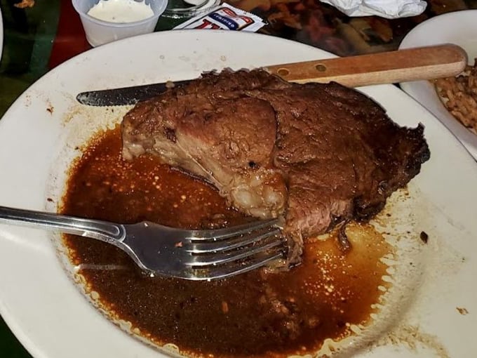 When prime rib meets maritime atmosphere, magic happens on your plate and in your memory.