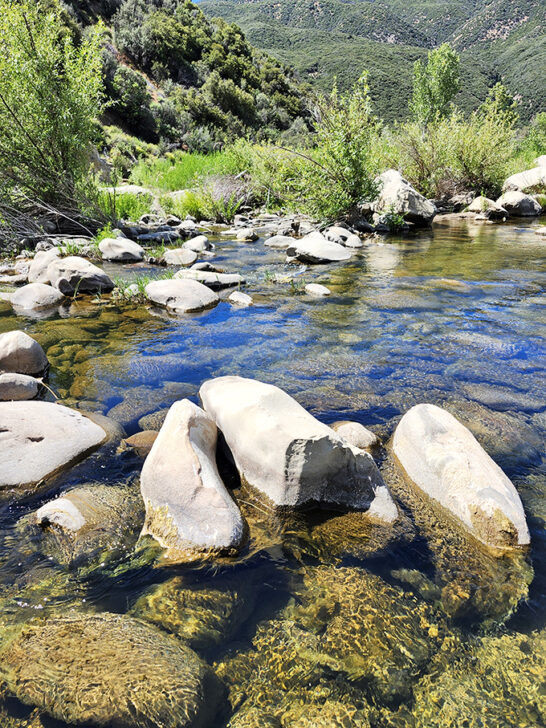 These Otherworldly Rock Formations In California Feel Like Stepping ...