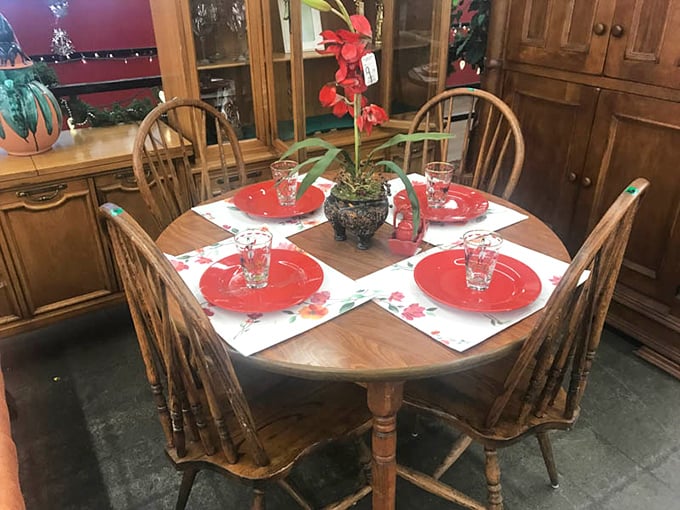 This oak dining set isn't just furniture; it's a stage for future family dinners and board game battles.