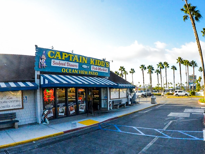 Captain Kidd's turquoise-trimmed facade promises seafood adventure. This Redondo Beach treasure lets you pick your catch and have it cooked your way.