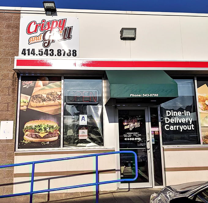 Crispy and Grill: The name says it all &ndash; this no-nonsense storefront promises exactly what awaits inside: gloriously crispy chicken worth writing home about.