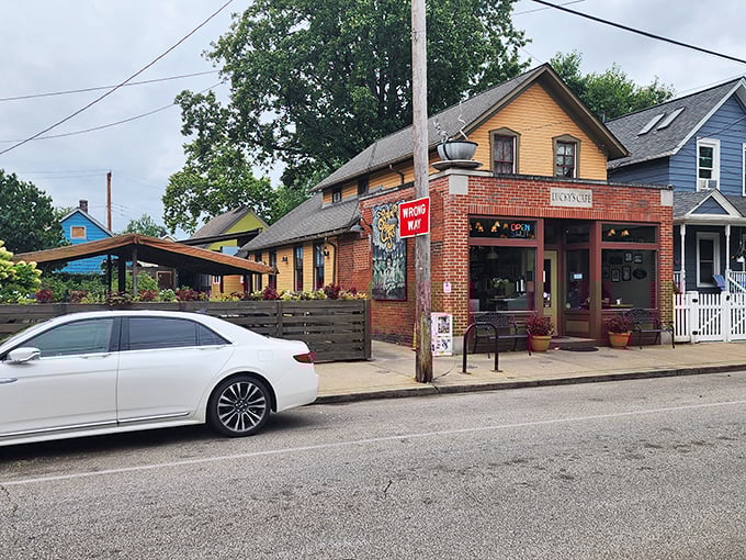 Lucky's sunny yellow building sits like a storybook cottage where breakfast dreams come true.