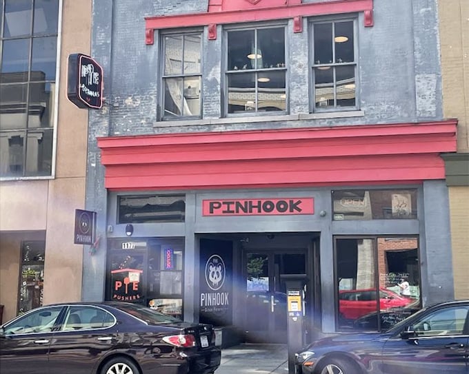 That colorful facade tells you everything - this place doesn't take itself too seriously, just pizza. 