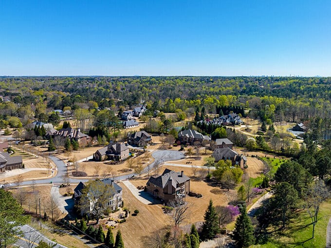 Roswell's upscale neighborhoods blend natural beauty with comfortable living. Where the trees are as impressive as the property values!