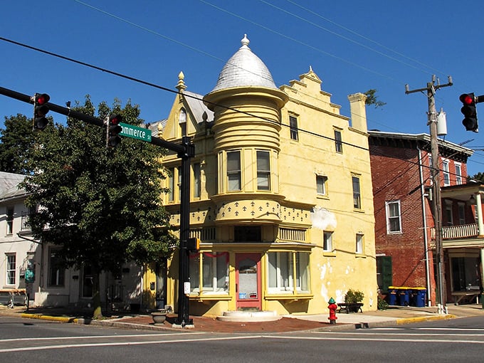That striking yellow Victorian building anchors Smyrna's streetscape&mdash;architectural eye candy that comes with your affordable retirement package.