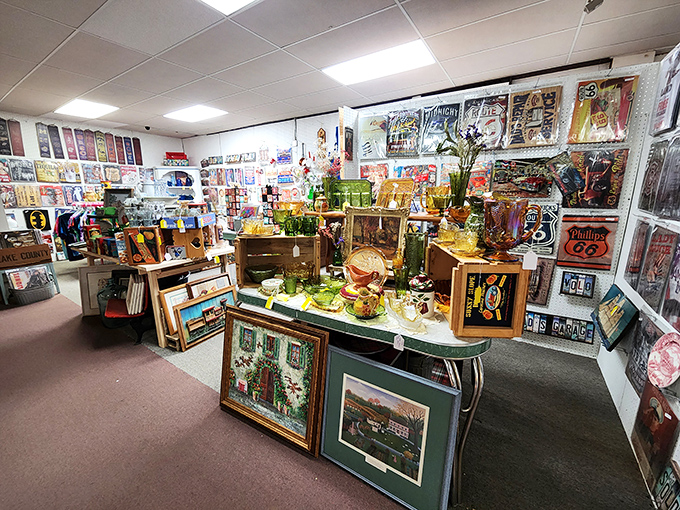 Jackson Square's storefront promises "Removals" but delivers additions&mdash;to your home, collection, and probably your credit card bill.