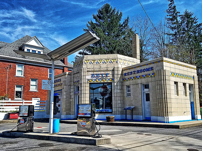 When architects dream of charming main streets, this is what they're imagining&mdash;minus the modern vehicles photobombing the scene.