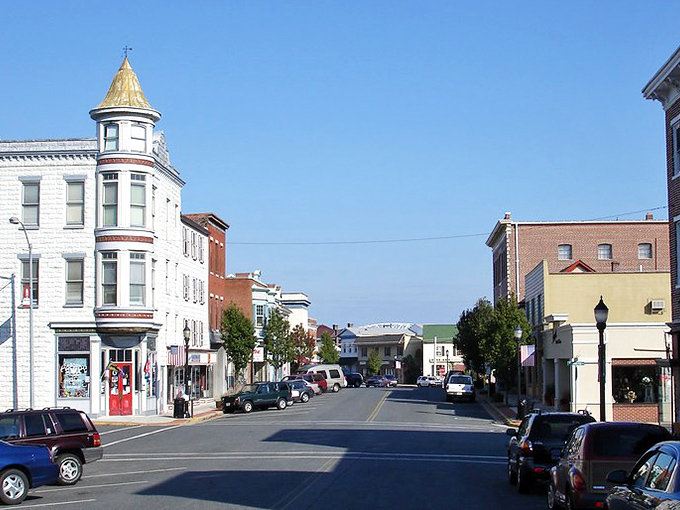 The street view showcases a perfect blend of history and hospitality, just waiting for your footsteps.