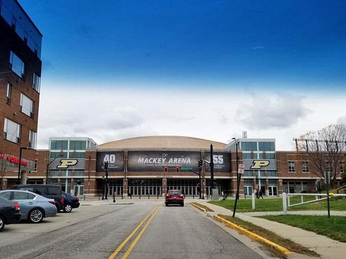 Purdue's Mackey Arena brings big-time excitement to this perfectly sized retirement community called Lafayette. 