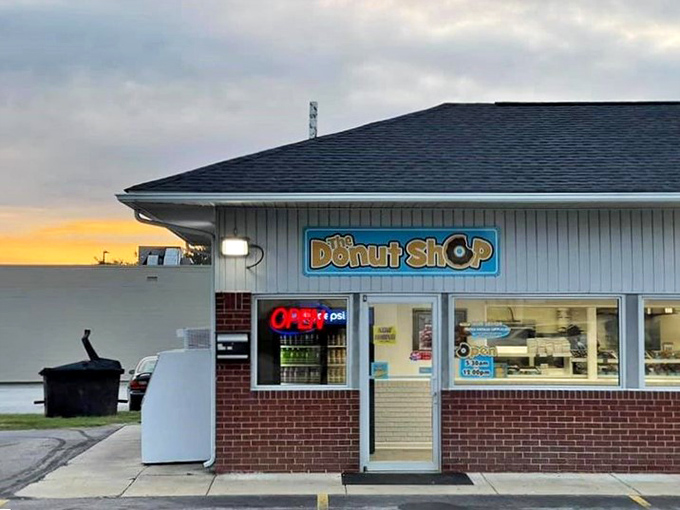 Bathed in sunset light, The Donut Shop glows like a beacon for sweet-toothed travelers. Worth setting your alarm for!