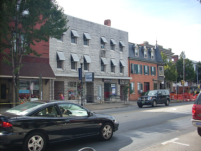 Waynesboro's classic American main street offers the kind of architectural eye candy that makes you want to park the car and just wander.