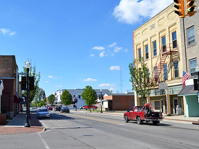 Ada's wide streets and classic architecture create breathing room unknown to city dwellers &ndash; no wonder retirees feel like they've found their Shangri-La.