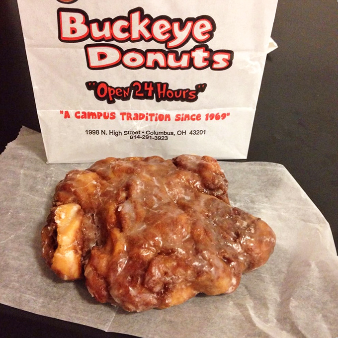 The apple fritter&mdash;a craggy, cinnamon-spiced mountain of pastry that could easily feed two people. But why would you share?