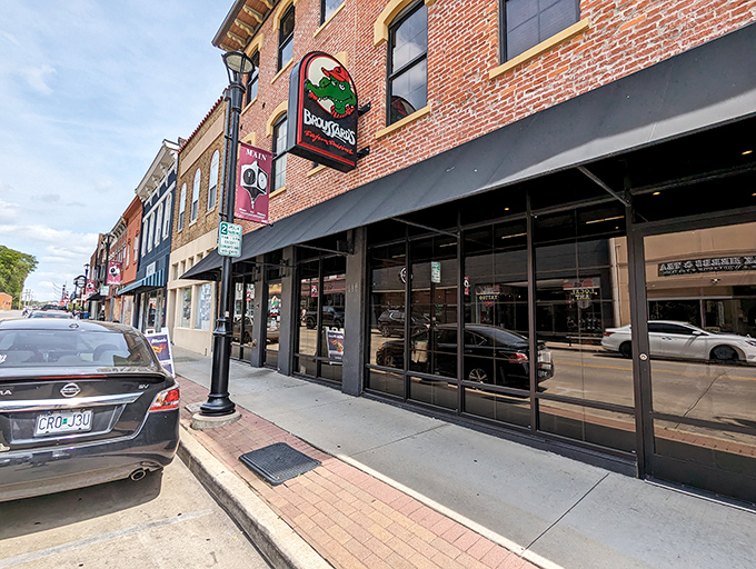 Broussard's brings a taste of Louisiana to the Mississippi&mdash;not the delta you'd expect, but with flavors that would make any Cajun proud.