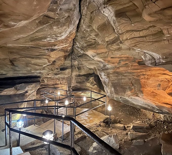 The cave's natural architecture would make Frank Lloyd Wright jealous&mdash;curves, angles, and textures that took millions of years to perfect. 