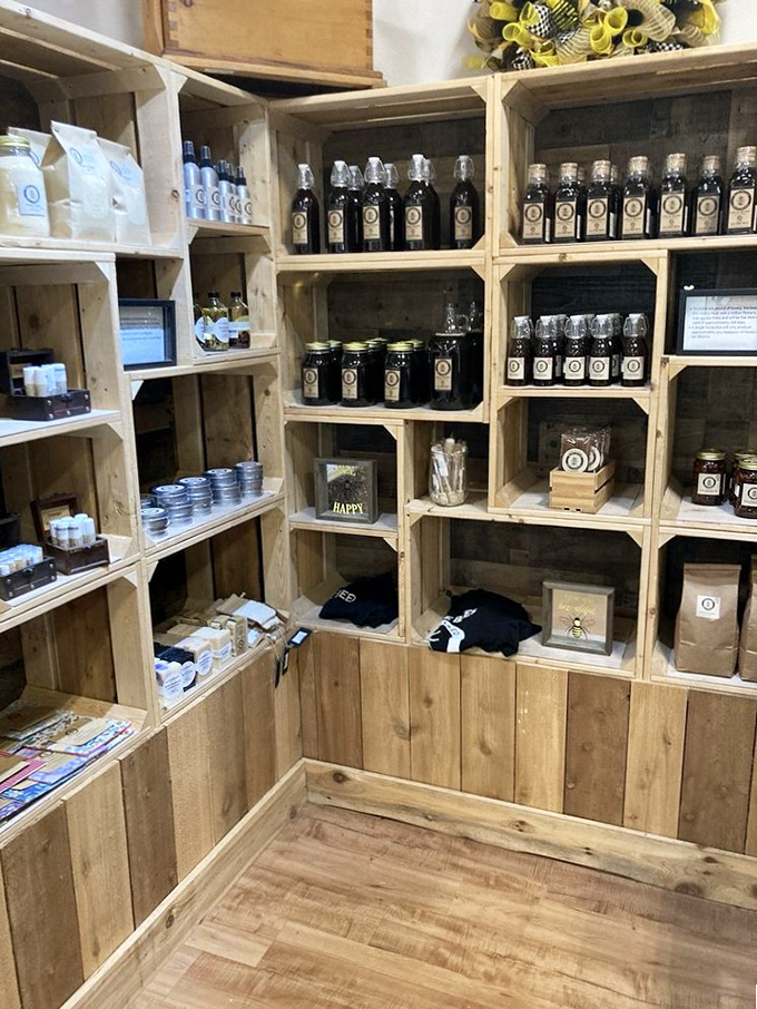 Honey heaven in wooden crates! This artisanal display proves that even pantry staples deserve the boutique treatment.