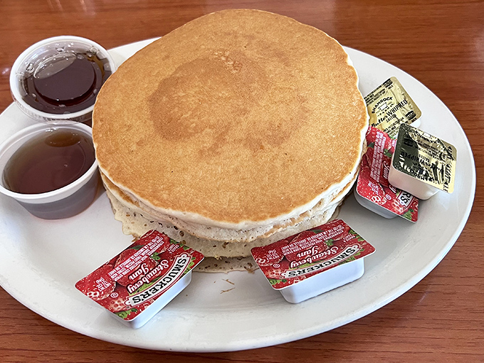 Pancakes at Brownie's aren't just breakfast, they're edible frisbees of joy&mdash;golden-brown, perfectly round, and practically begging for that maple syrup bath.
