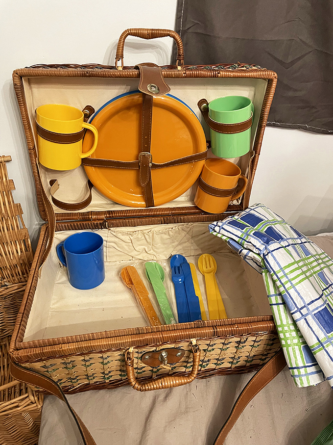 Crystal and dishware that could tell a thousand dinner party stories, now waiting to create new memories in your home.