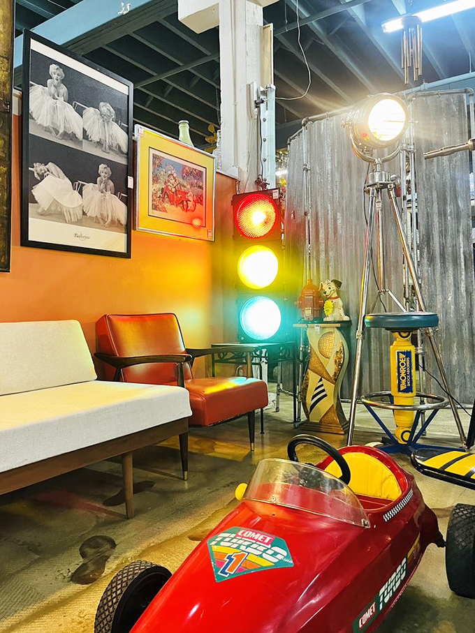 Mid-century modern meets traffic light chic in this corner where the furniture isn't just vintage&mdash;it's a time capsule you can actually sit on.
