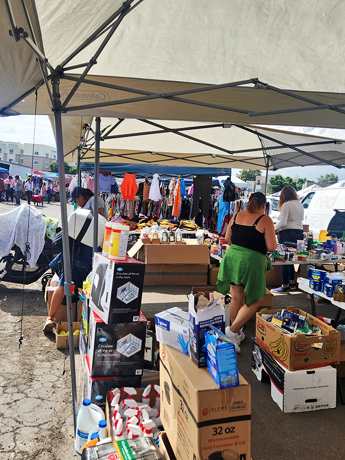 Early birds catch the best worms, and this dedicated shopper knows the secret to swap meet success.