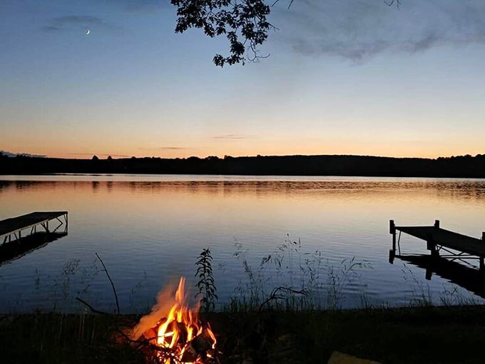 Lakeside campfires and silent waters&mdash;nature's perfect evening show doesn't require tickets or reservations, just appreciation and good company.
