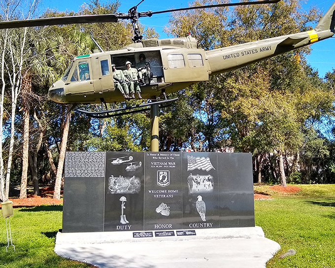 A poignant tribute to veterans stands as a reminder of service and sacrifice in Leesburg's peaceful park setting.