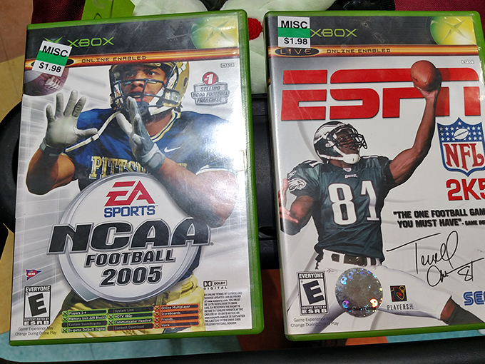 Gaming nostalgia at $1.98! These Xbox classics remind us of a time when Terrell Owens was still catching touchdowns.