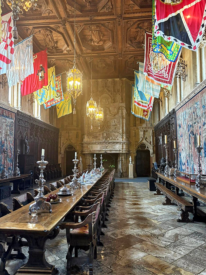 The grand dining hall where newspaper tycoons and Hollywood royalty once feasted. Just imagine the conversations that happened over these candelabras!