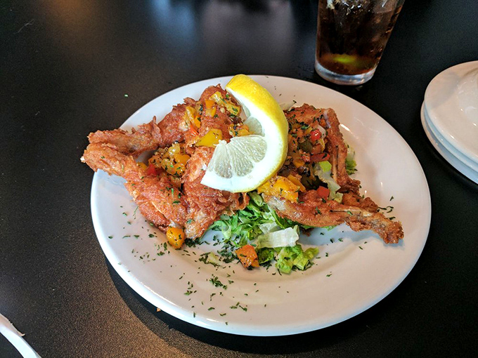 Crispy, golden perfection meets tropical brightness. These seafood bites with mango salsa prove that Pennsylvania knows its way around ocean flavors too.