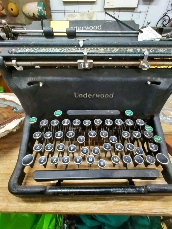 This Underwood typewriter has probably written more love letters than all our text messages combined. Hemingway would approve.