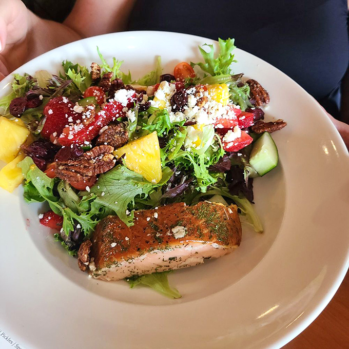 A salmon salad that makes eating greens feel like cheating. Fresh, vibrant, and proof that "healthy" and "heavenly" can peacefully coexist on the same plate.