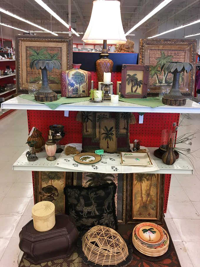 A tropical-themed display that screams "someone's Florida room circa 1987." Palm tree decor this magnificent deserves a second chance at making a statement.