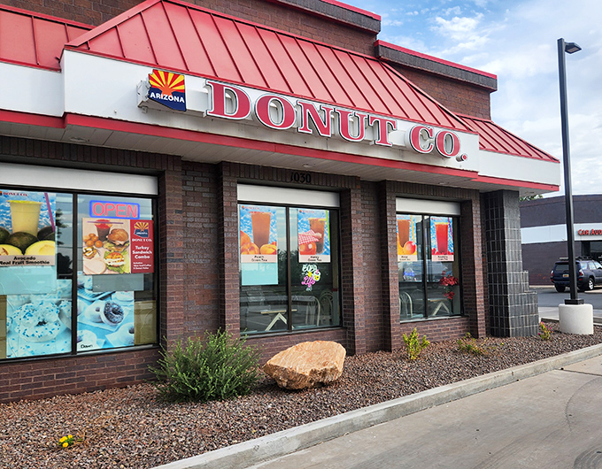 Arizona Donut Co.'s red roof and state flag logo &ndash; patriotism never tasted so good or came with such delicious sprinkles.