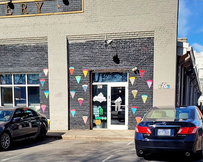 Those painted pizza slices aren't just decoration - they're a promise of the creativity waiting inside. 