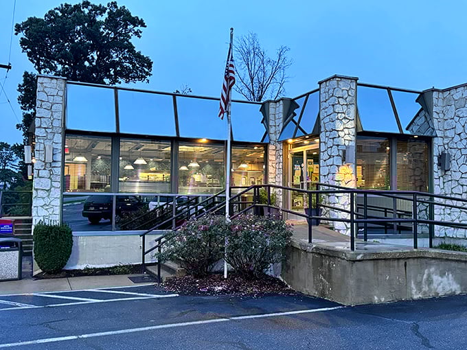 City Star's stone facade might look fancy, but inside it's all about down-to-earth breakfast perfection.