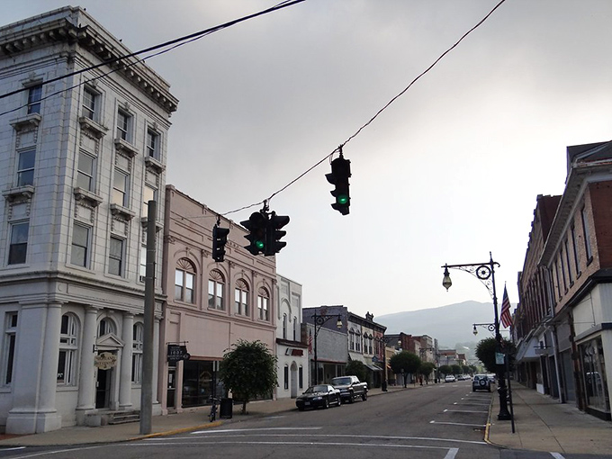 Covington's downtown might not be flashy, but those vintage traffic lights and brick buildings tell stories of simpler times.