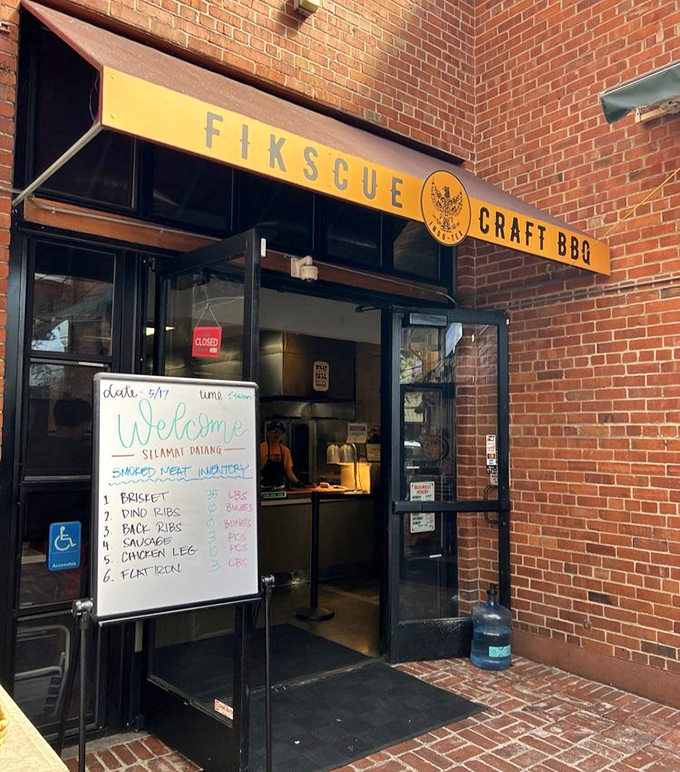 Alameda's brick-and-mortar answer to craft BBQ &ndash; where neighborhood charm meets serious smoking skills and passion. 