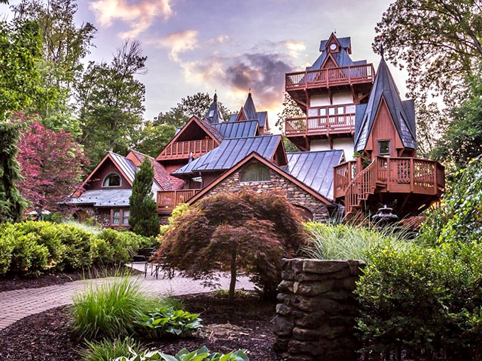 Landoll's Mohican Castle: Where fairy tale architecture meets "I can't believe this is actually in Ohio" vibes.
