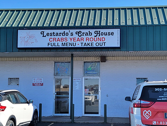 Lestardo's no-nonsense storefront makes one bold promise: "CRABS YEAR ROUND"&mdash;and boy, do they deliver.