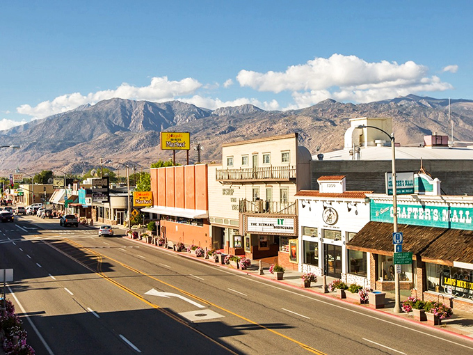The dramatic Sierra Nevada mountains create a stunning backdrop for Ridgecrest, where retirement dollars stretch as far as the desert horizon.
