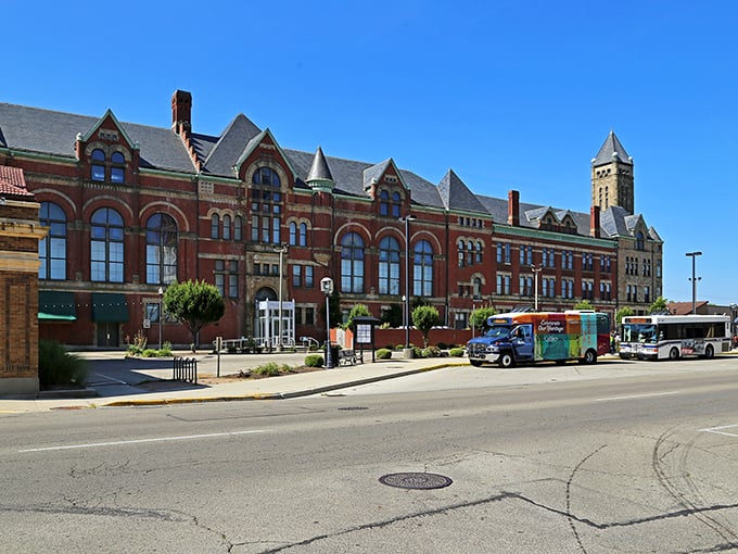 "Springfield's impressive historic buildings remind us when architecture was an art form. They sure don't make 'em like this anymore!"