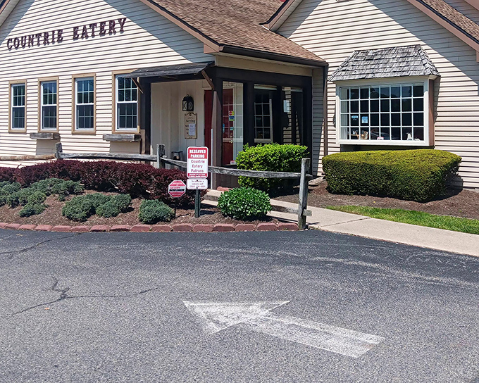 This classic American eatery exterior promises the kind of comfort food that makes every meal memorable. 