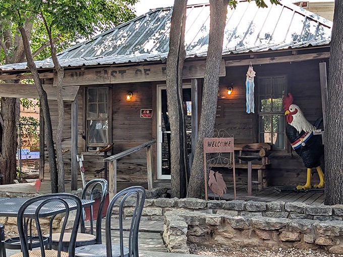 Wooden porch, tin roof, and a rooster greeter&mdash;the holy trinity of serious chicken joints. Trees provide shade for the inevitable food coma.