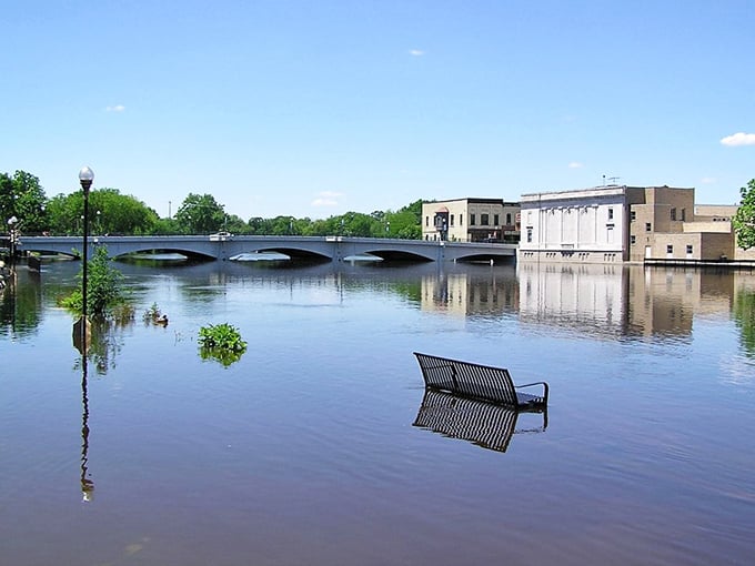History meets affordability in Fort Atkinson's charming streets. These lamp posts have witnessed generations of sensible Midwestern living.