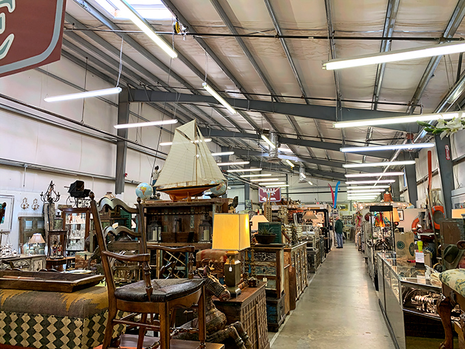 Lakewood's indoor treasures stretch as far as the eye can see. That model sailboat? Someone's childhood memory about to become your conversation piece.