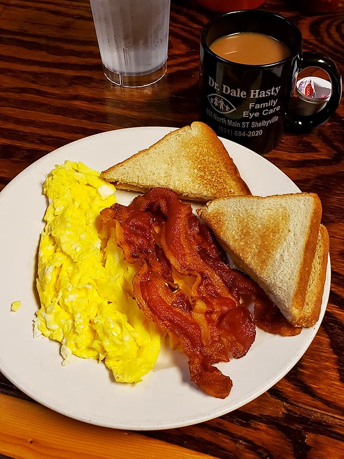 Scrambled eggs that actually taste like eggs, bacon with the perfect crisp-to-chew ratio, and toast buttered all the way to the edges&mdash;breakfast nirvana exists! 